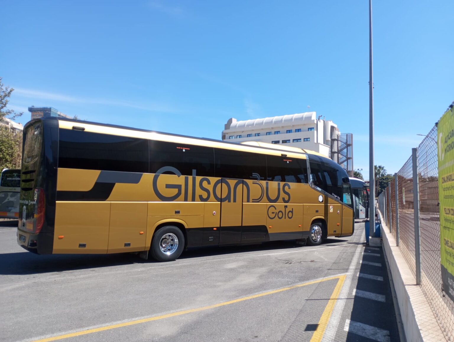 Alicante Mediterránea: Playas, Castillo y Sol con GilsanBus - Gilsanbus